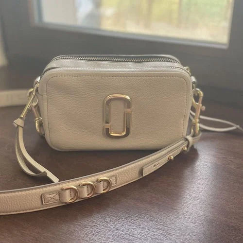 How to Spot Real vs. Fake Marc Jacobs Snapshot Bag – LegitGrails